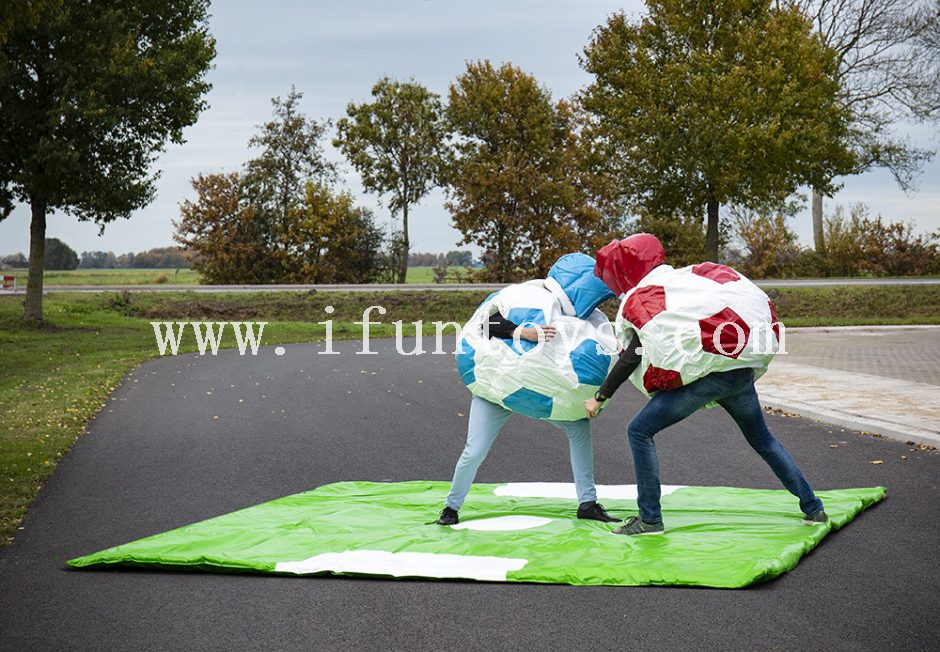Outdoor inflatable fighting sumo wrestler costume/ inflatable football ...